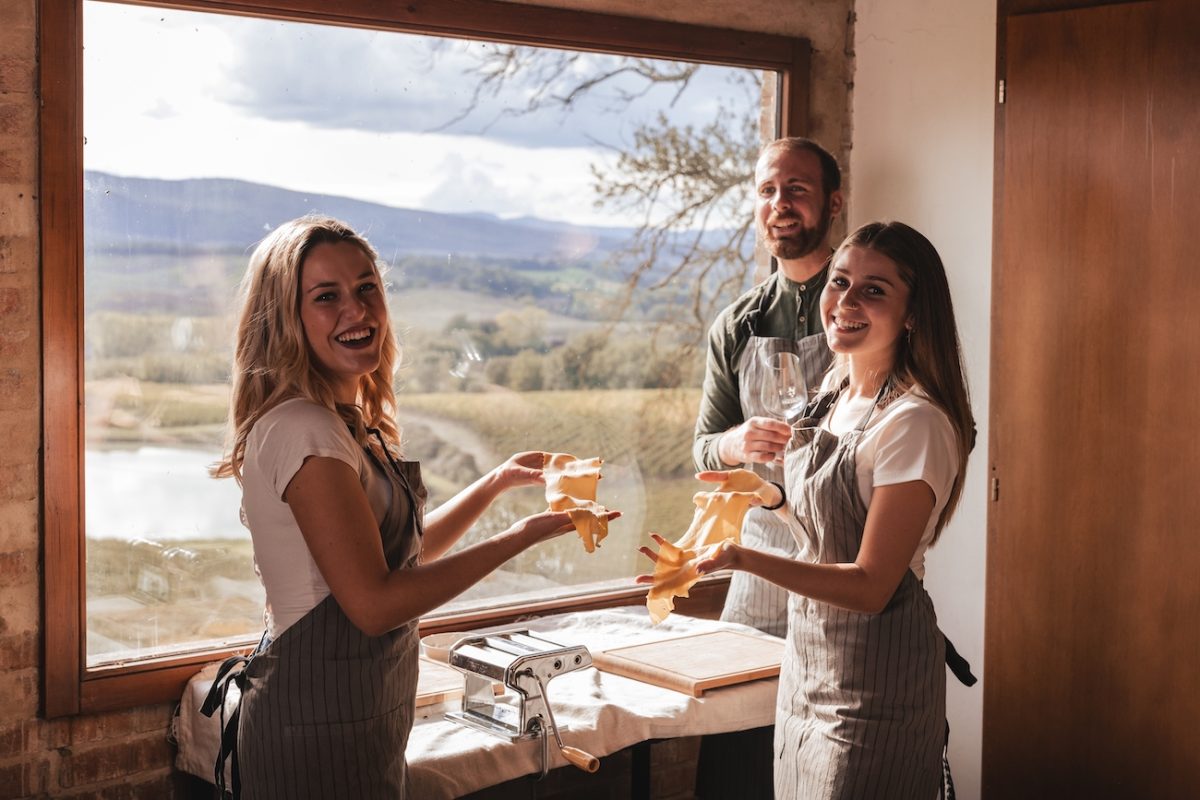 Best Cooking Classes and Wine Pairing in Tuscany